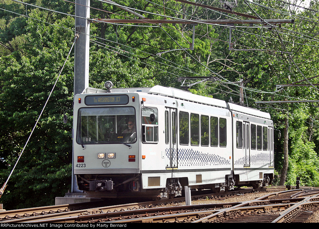 PAT 4223 at Washington Junction